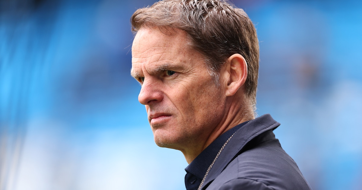 Frank de Boer koestert de rust bij Al Jazira: ‘Ik werkte me uit de naad en kreeg er alleen maar ...