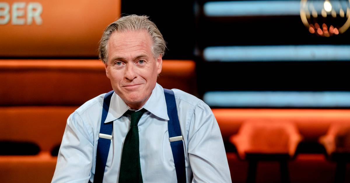 De bekakte dictie van Jort Kelder, zijn dandy voorkomen, alles lijkt ...