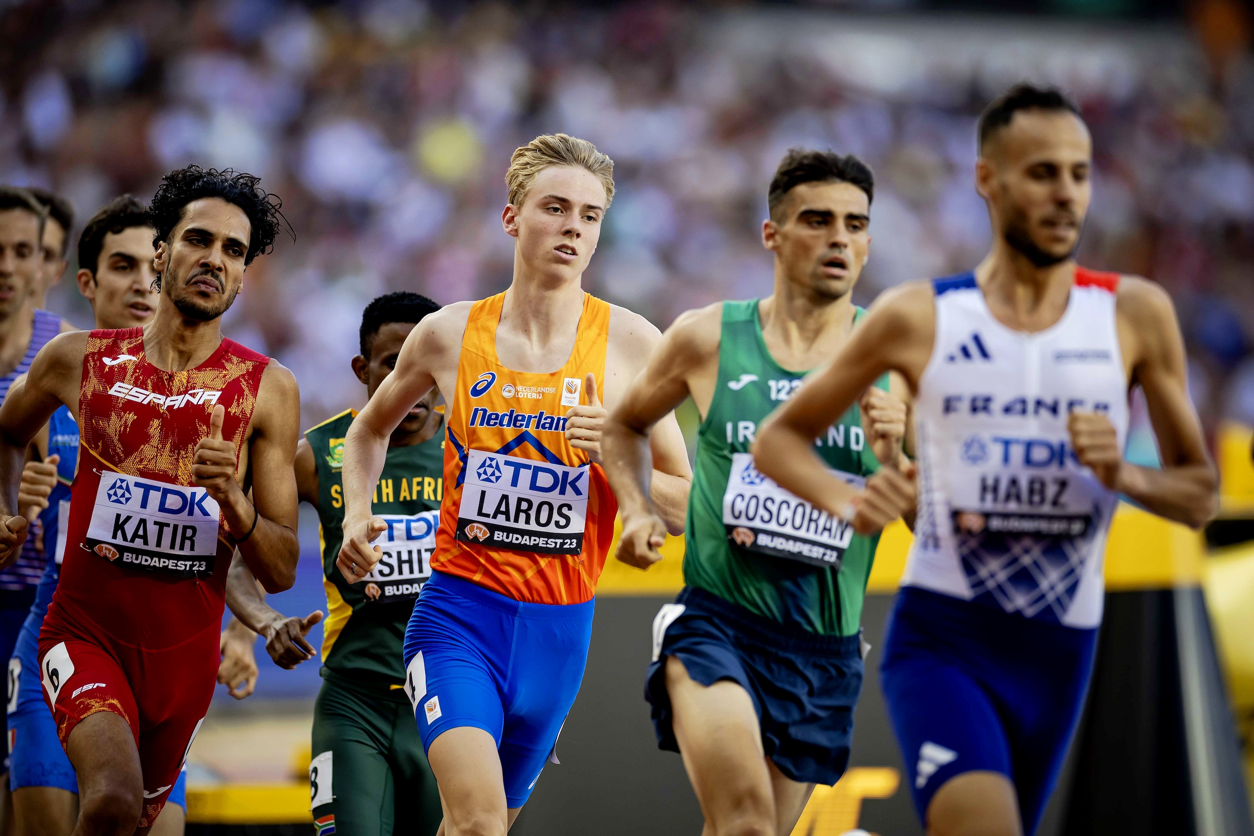 Wie is Niels Laros, de 18-jarige Nederlands recordhouder die de ...