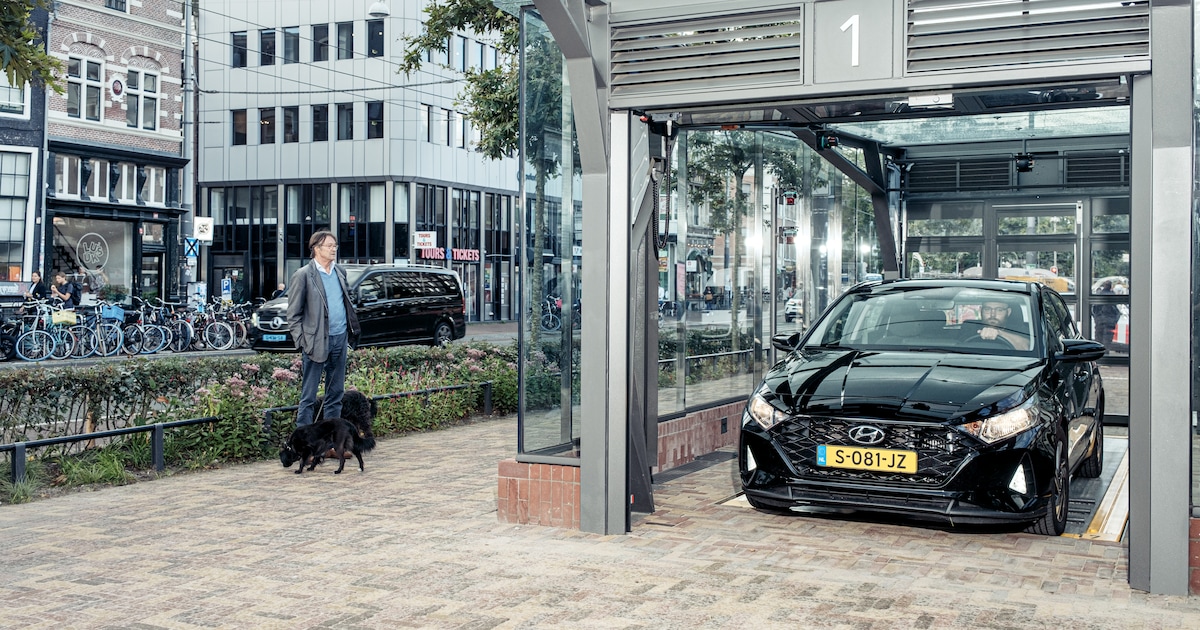 Eindeloos in de rij voor kapotte parkeergarage Vijzelgracht: ‘Tot een ...