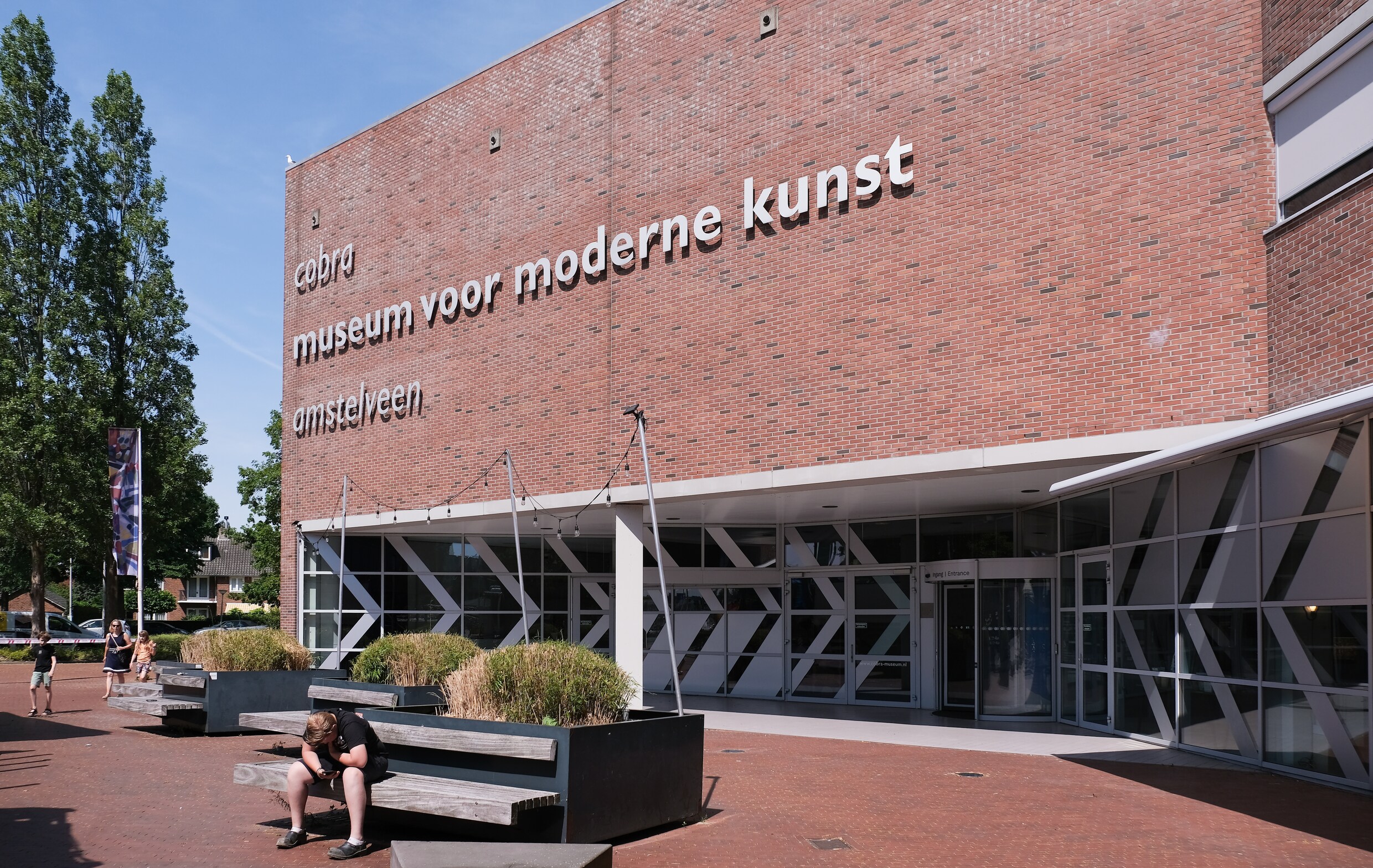 Kan het Cobra Museum met een zoenoffer een sluiting afwenden? | Het Parool