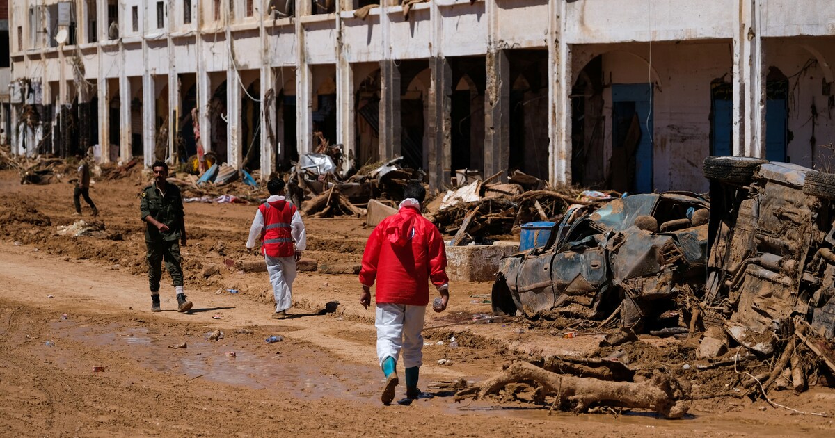 Burgemeester Libische stad Derna schat dodental na overstromingen op 20 ...