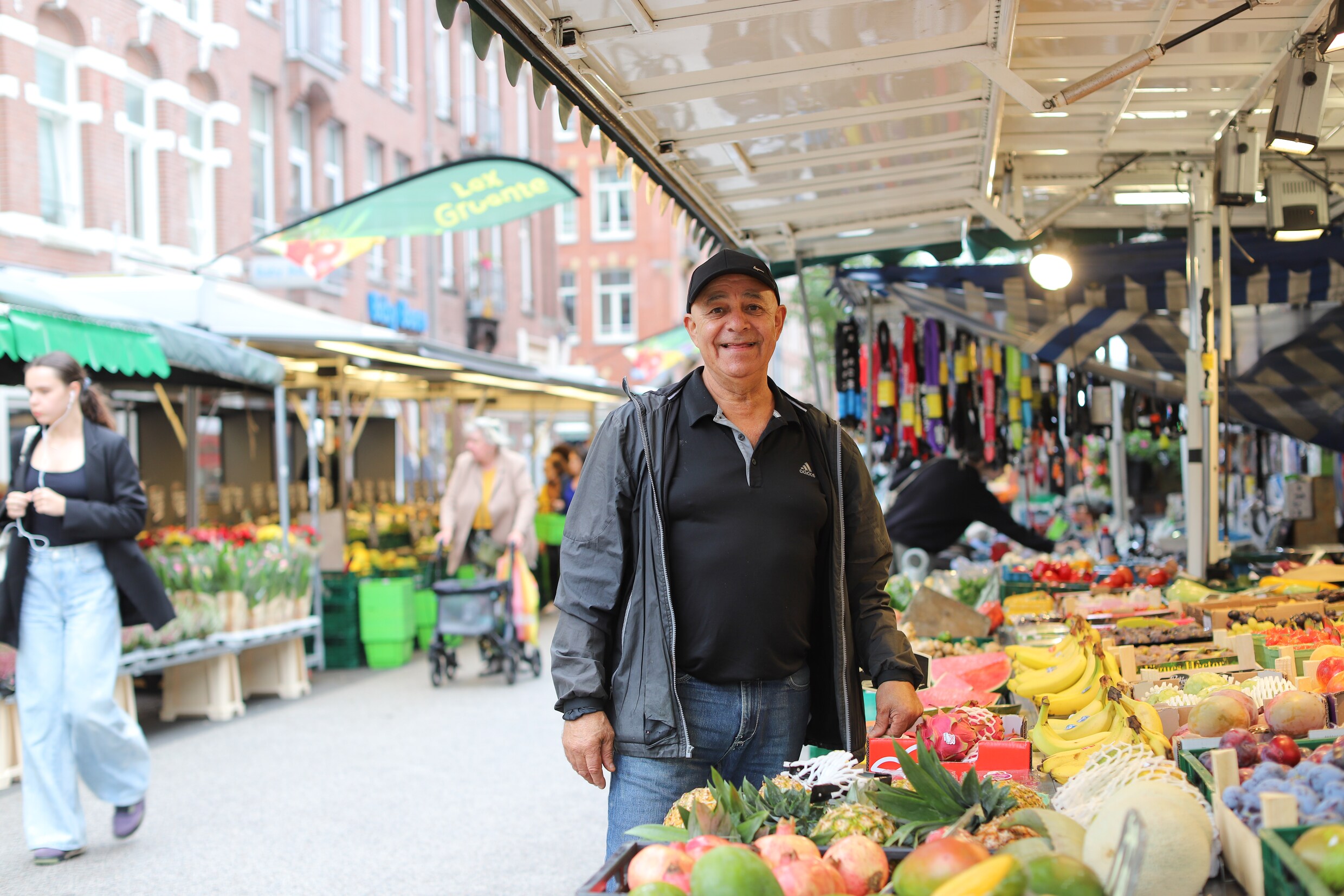 Humans of Amsterdam: ‘Ik zorg altijd dat ik wat apart hou voor de ...