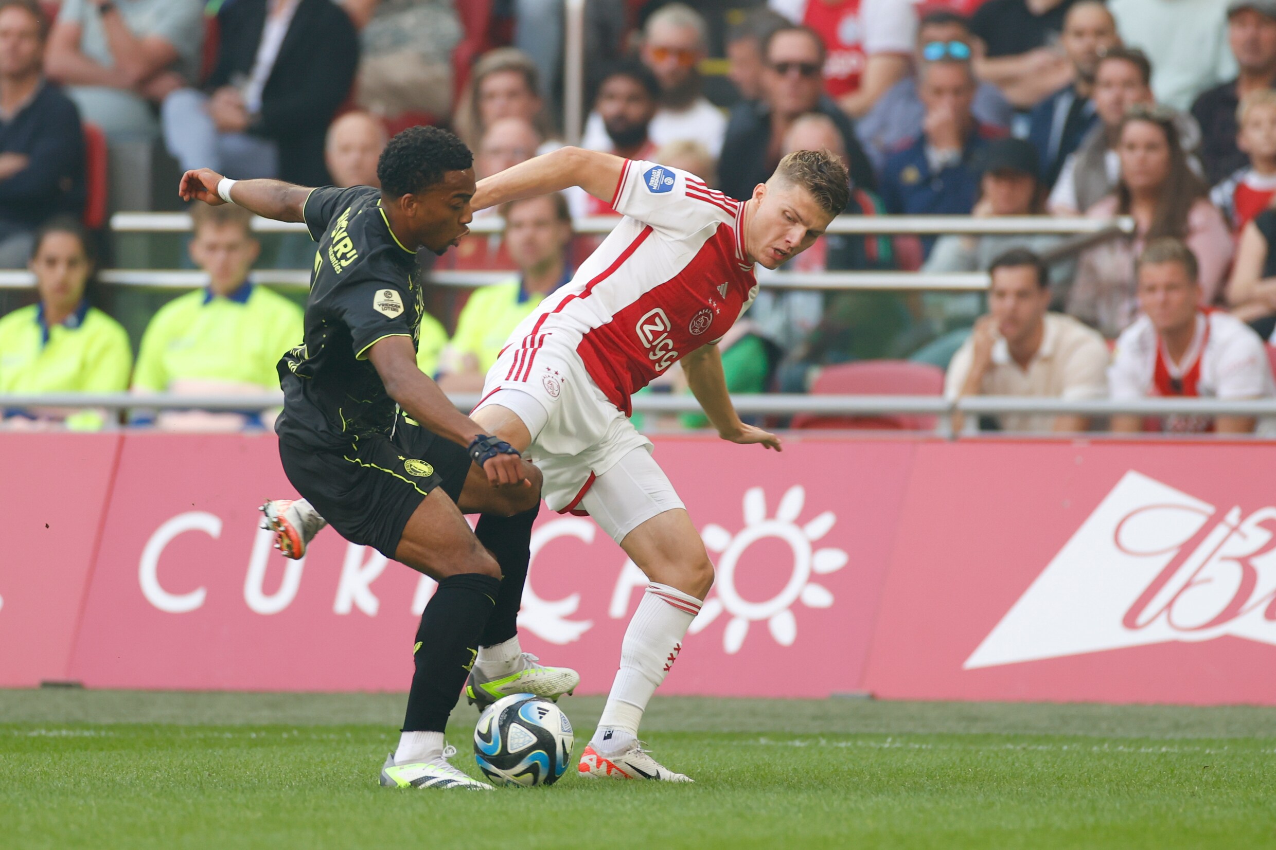 Ajax-verdediger Anton Gaaei en het verwerken van zijn desastreuze Klassieker: ‘Ik voelde me ...