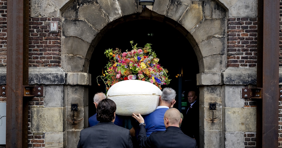 Uitvaart Erwin Olaf: Halsema prijst fotograaf om strijd tegen ...