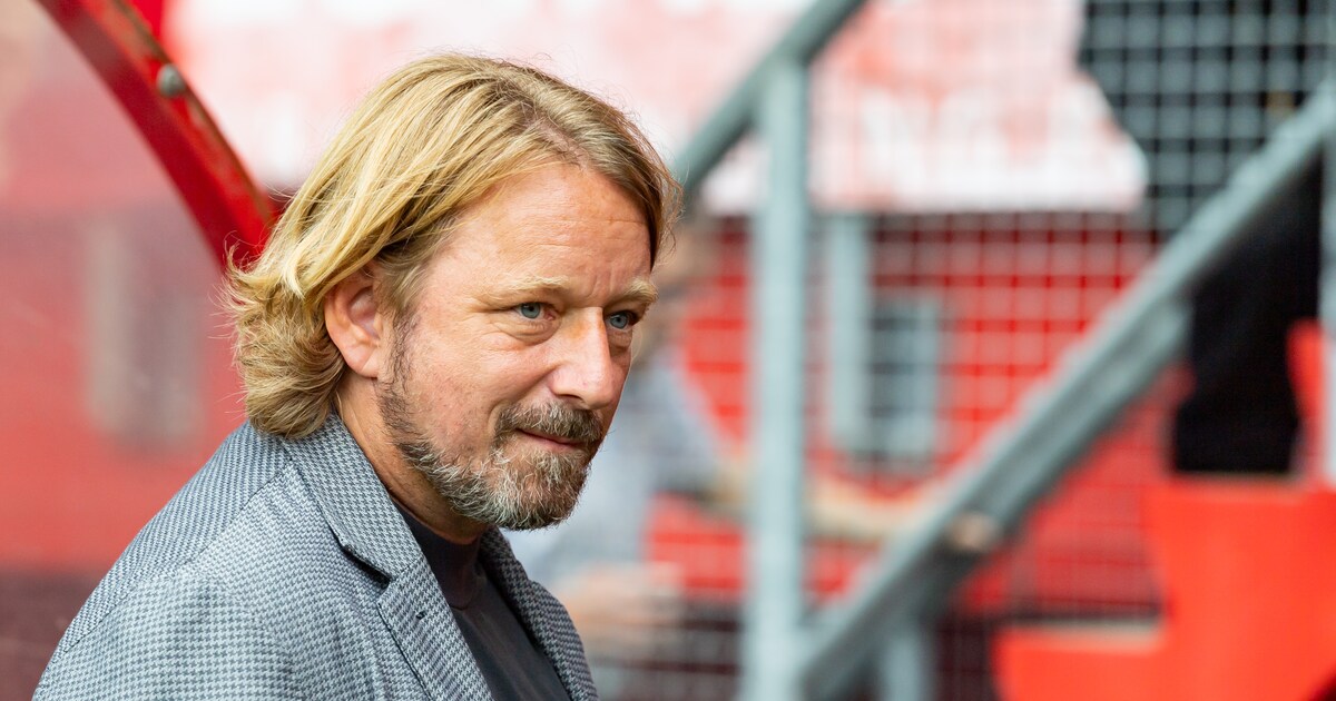 Sven Mislintat reageert voor het eerst op ontslag bij Ajax: ‘Het deed pijn, mijn werk was niet ...