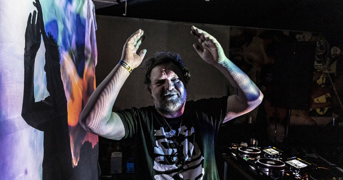 Nachtburgemeester beloont zes Amsterdammers met eretitel Nachtridder ...