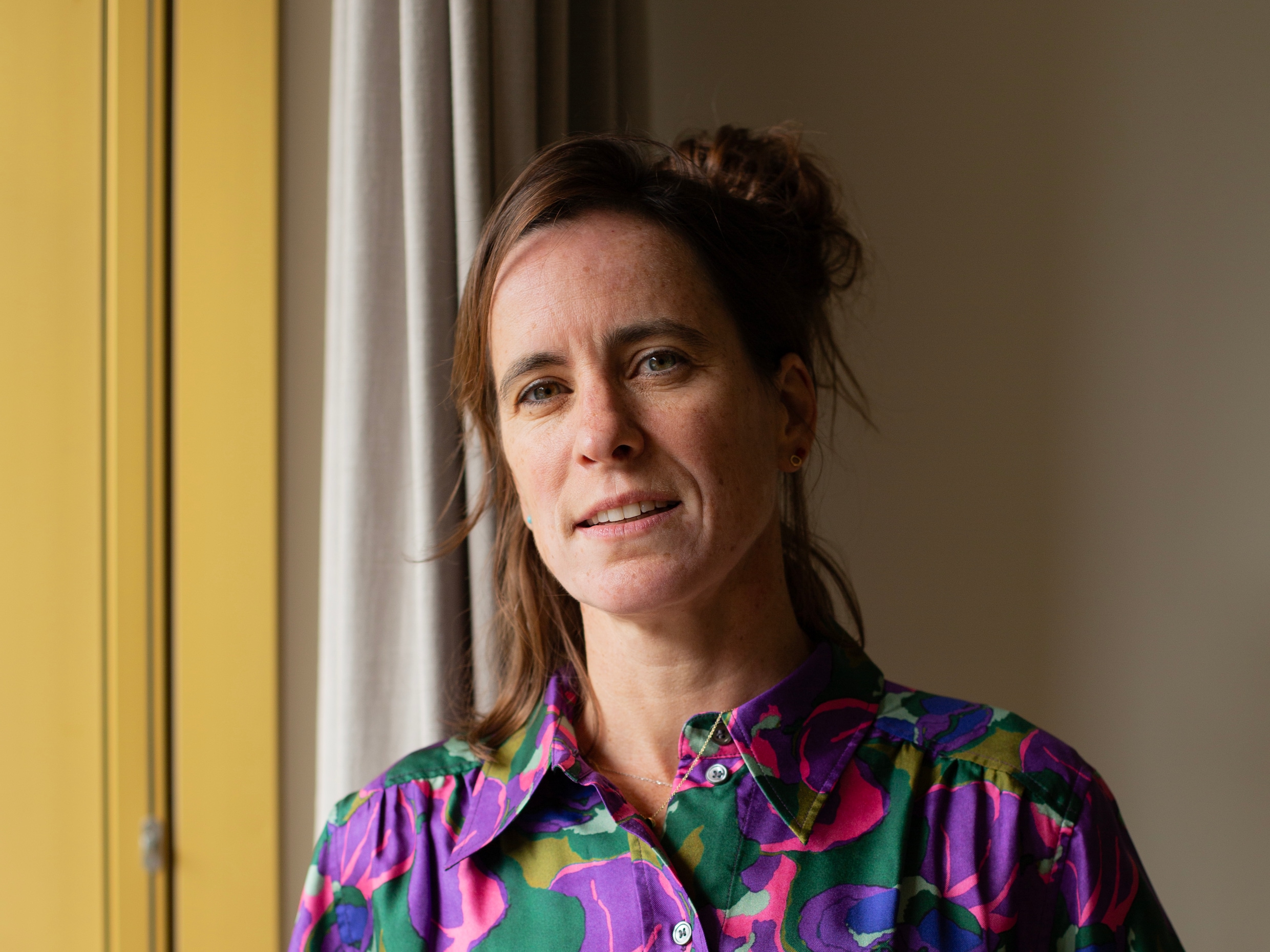 Sara Kolster laat leerlingen praten over de dood: ‘Waarom ben je er nog ...