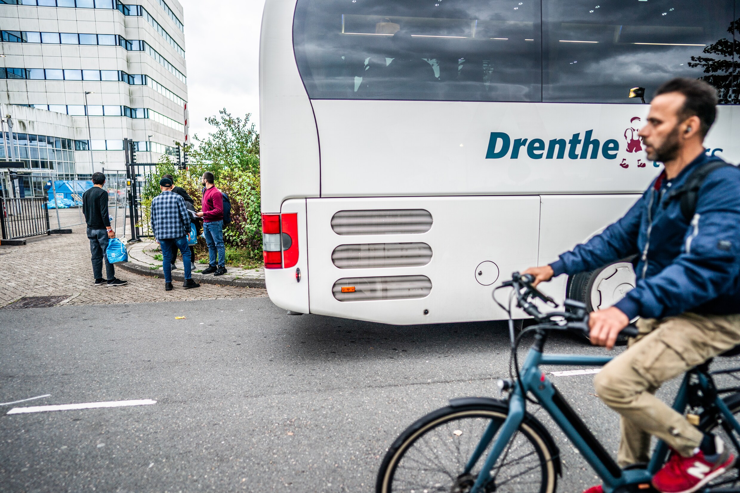 Wethouder Groot Wassink wil 8000 vaste opvangplekken vinden in ...