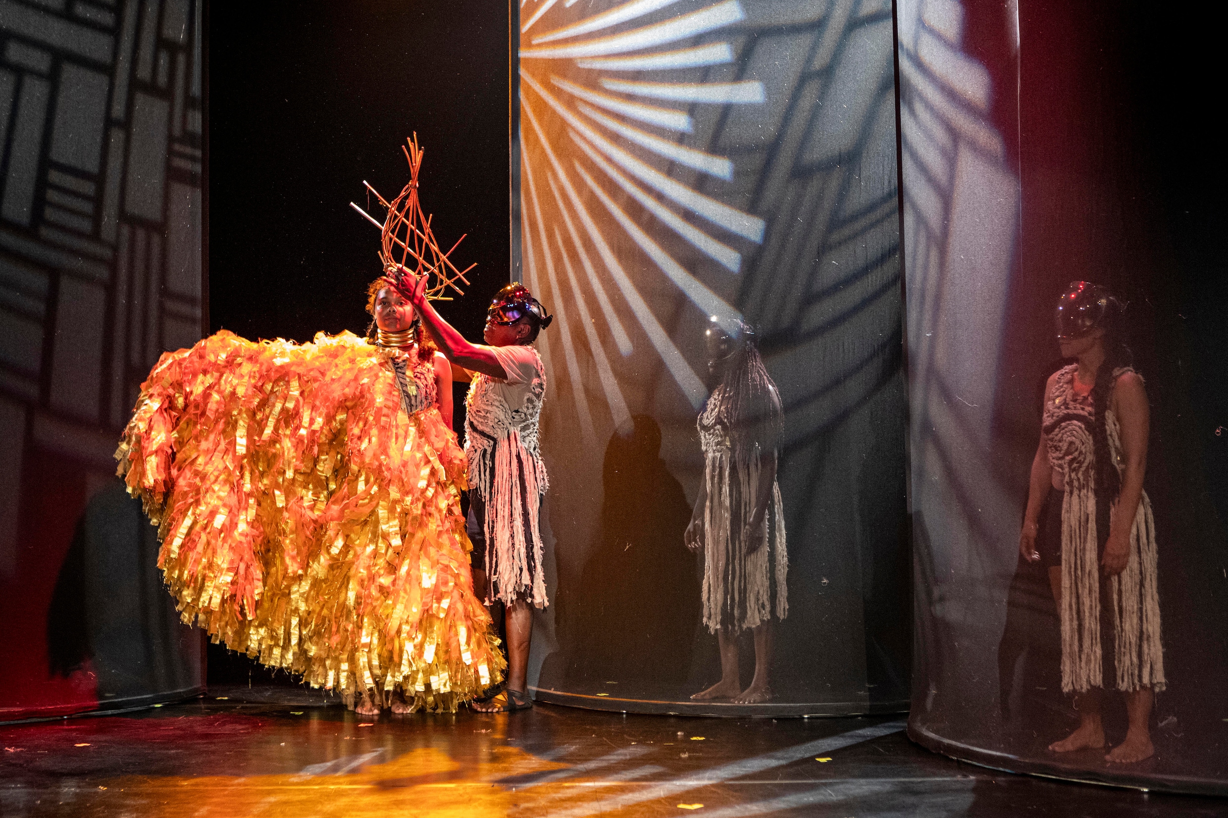 Theatervoorstelling over cultuur van de marrons: ‘Zwarte rijst staat ...