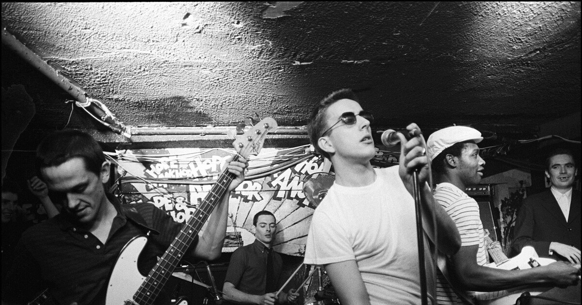 Het werk van popfotograaf David Corio te zien: je hoort de hakkende ska ...