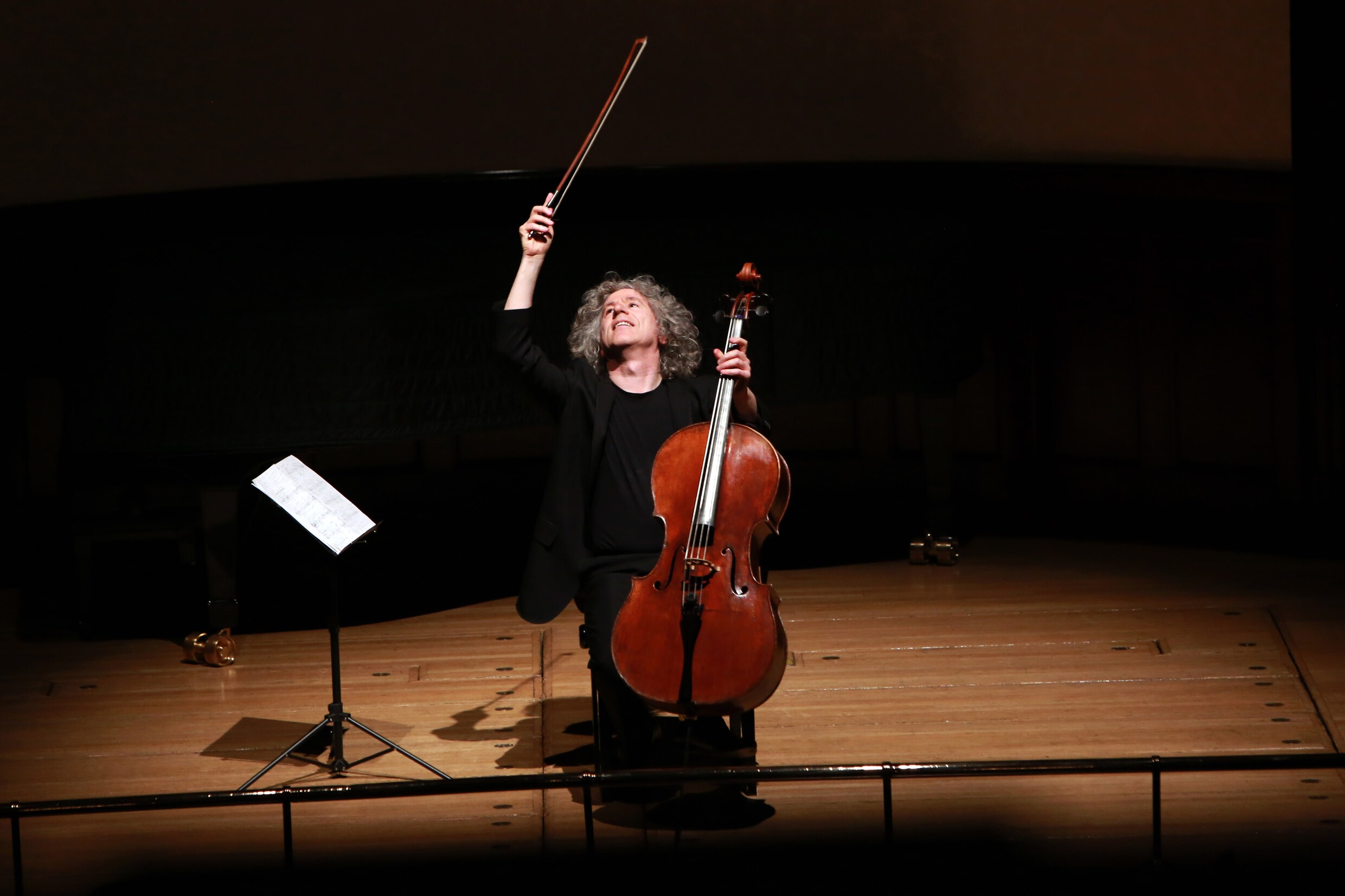 Recensie: Sinfonietta’s klank reikte van licht ruisen tot een ...