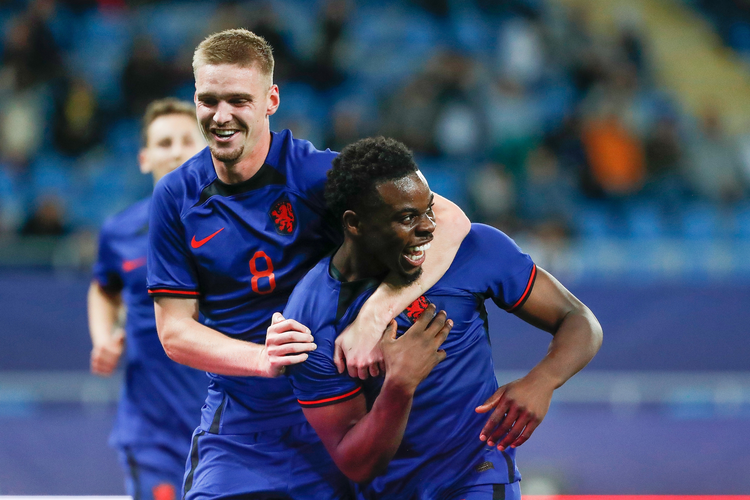 Jong Oranjespits Noah Ohio ging op zijn 10de al naar Manchester United ...