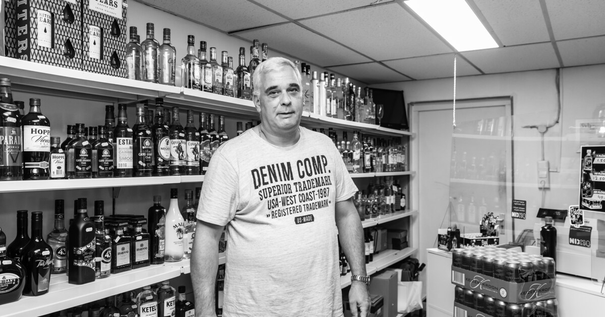 Ondanks vijf overvallen raakte Martin Drent (1969-2023) van Martin’s ...