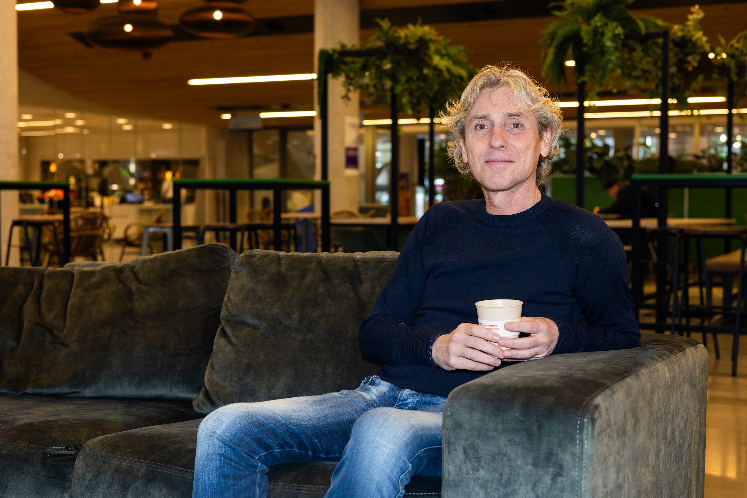 Gedragsonderzoeker van HvA wint Deltapremie en doet met het prijzengeld ...