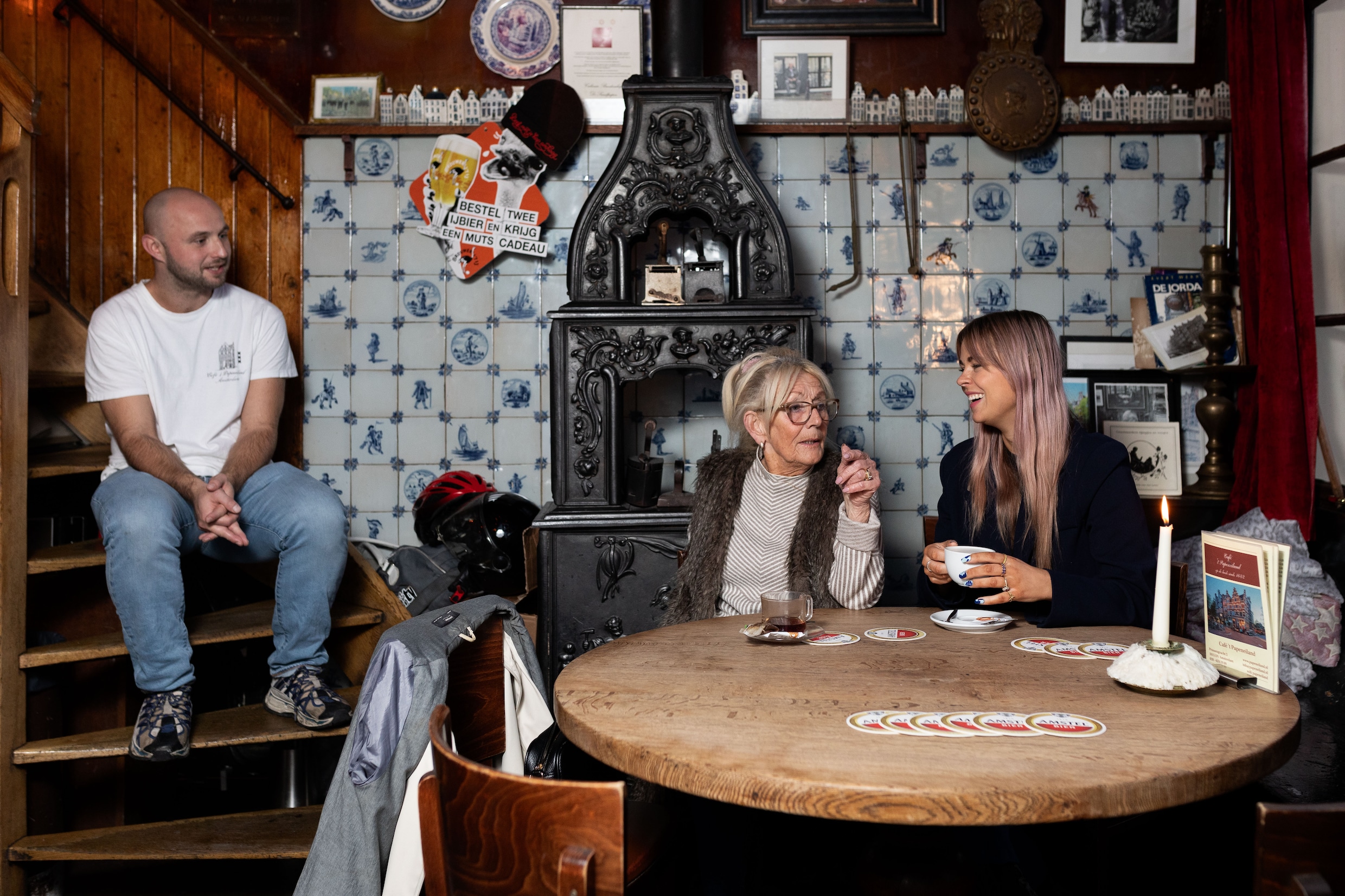 TikTokker Kiki (28) probeert als yup te integreren in de Jordaan: ‘Hier ...