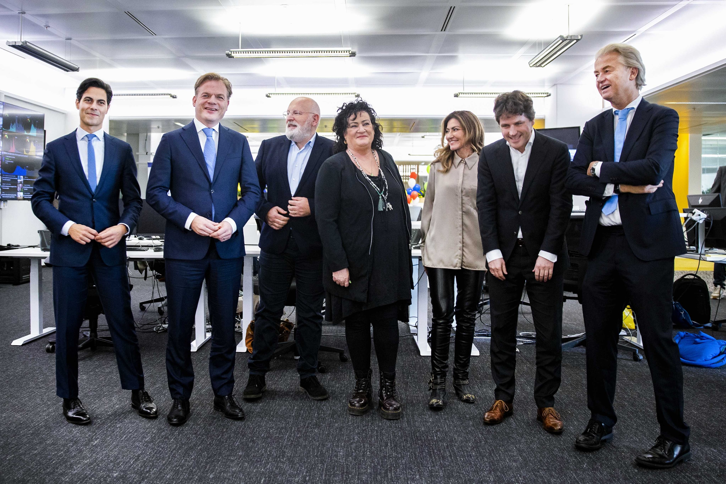 Wie is geknipt als premier? Timmermans, Yesilgöz en Omtzigt langs de ...