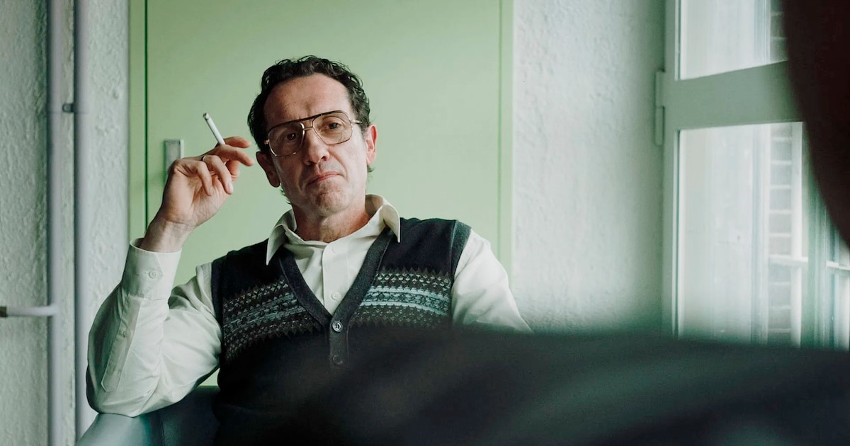 Recensie Een moord kost levens, Peter R. de Vries’ ‘beste boek’: Sterk ...