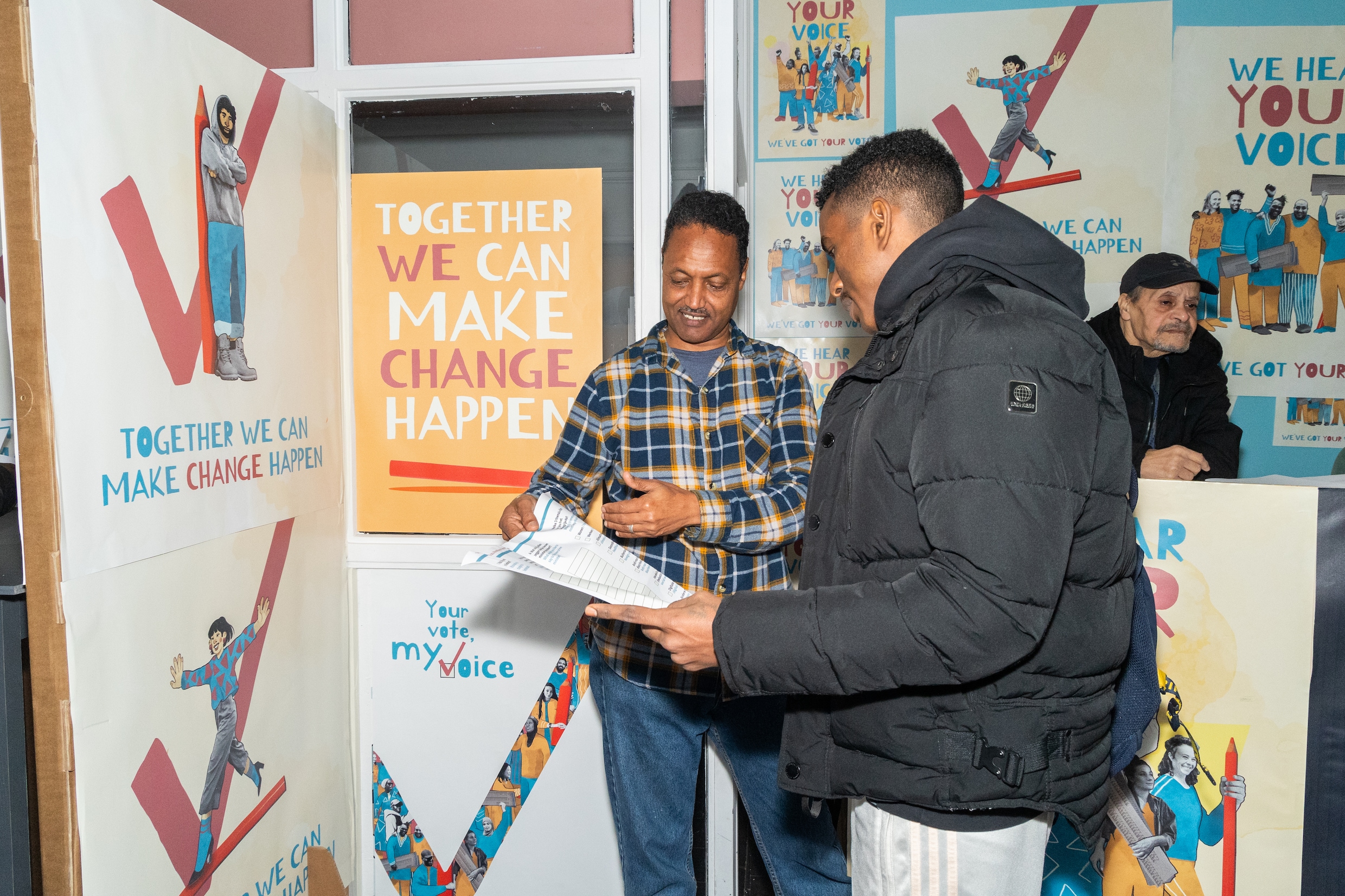 Bij dit alternatieve stembureau in Oost kunnen mensen stemmen die in ...