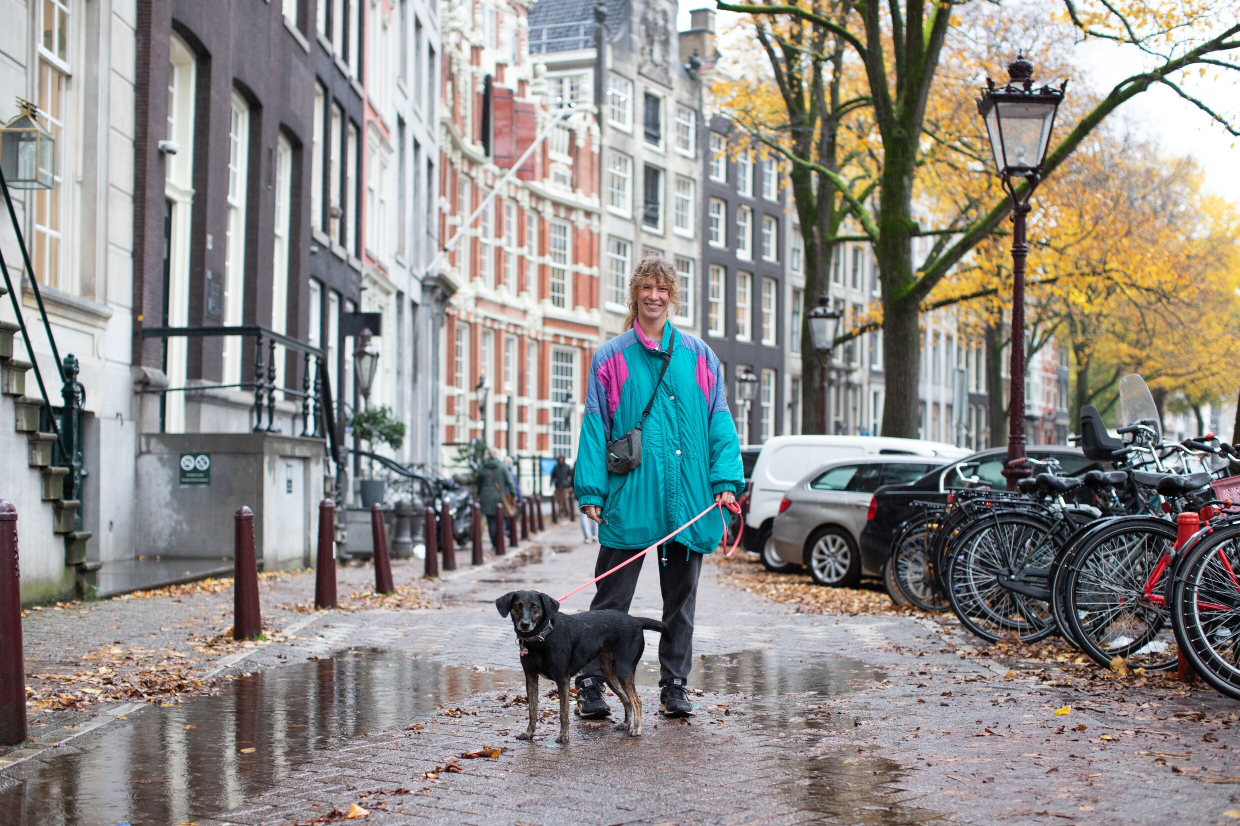 Humans of Amsterdam: ‘Om bij te verdienen ben ik honden gaan uitlaten ...