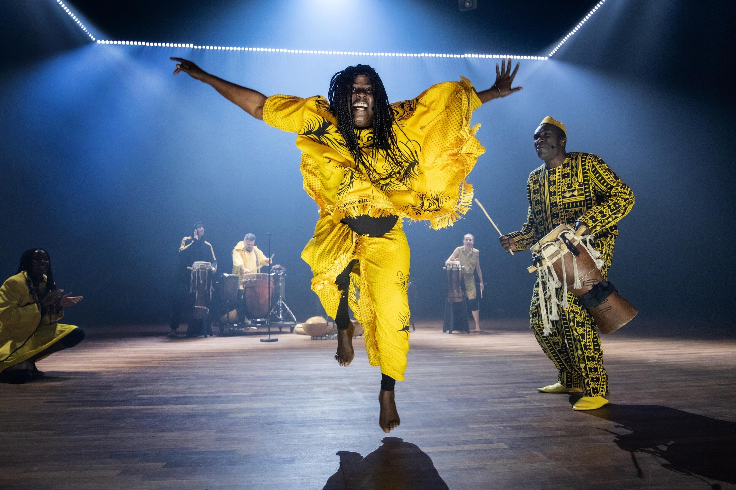 Recensie Islands of Empathy: vet aangezette dramalijn contrasteert mooi ...