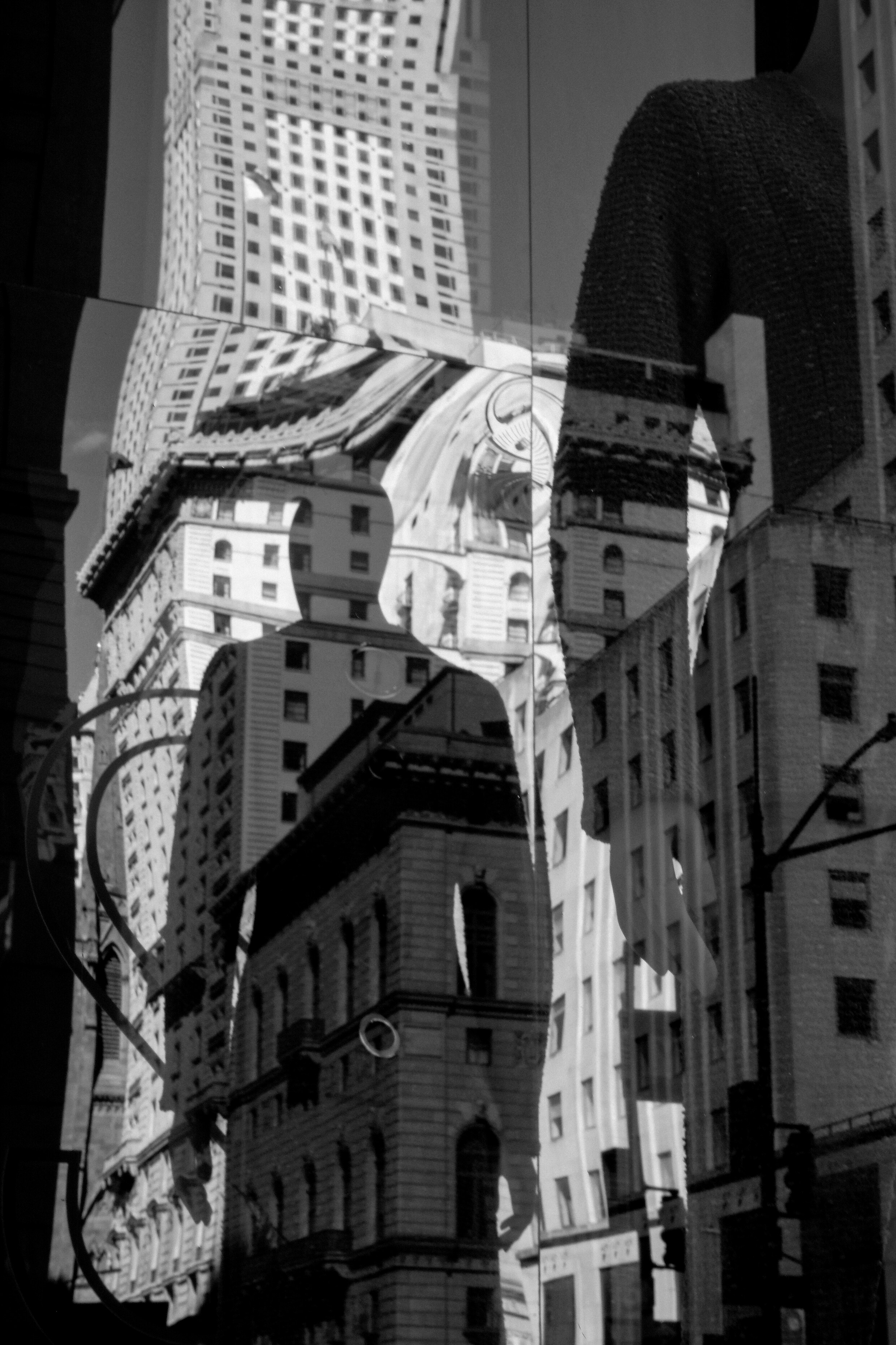 In het New York van fotografen David van der Leeuw en Sarah van Rij ...