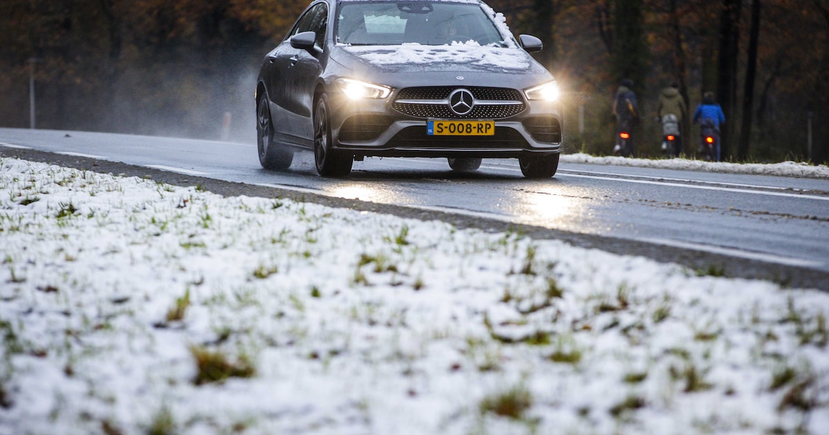 Sneeuw en ijs op de weg en dichte mist: KNMI geeft code geel af in heel ...