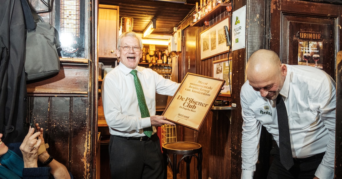 Café De Engelse Reet uitgeroepen tot meest monumentale kroeg van ...