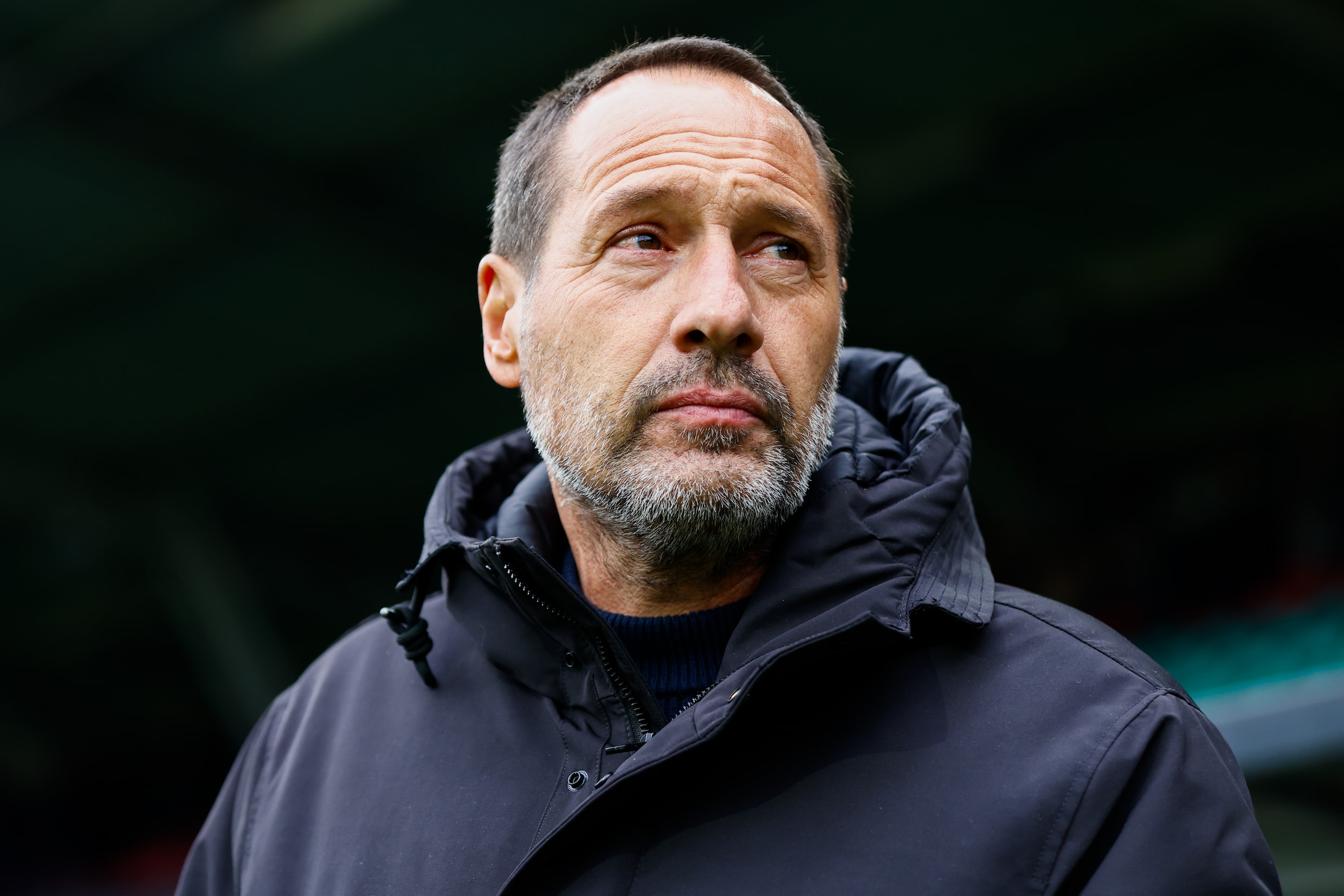 John van ’t Schip in aanloop naar cruciaal thuisduel met AEK: ‘Alleen ...