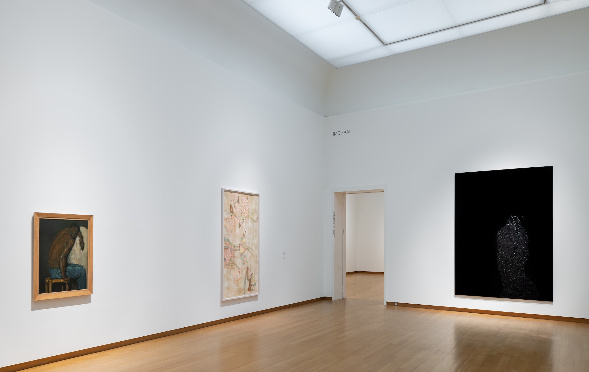 Deze tentoonstelling in het Stedelijk put onder andere uit een ...