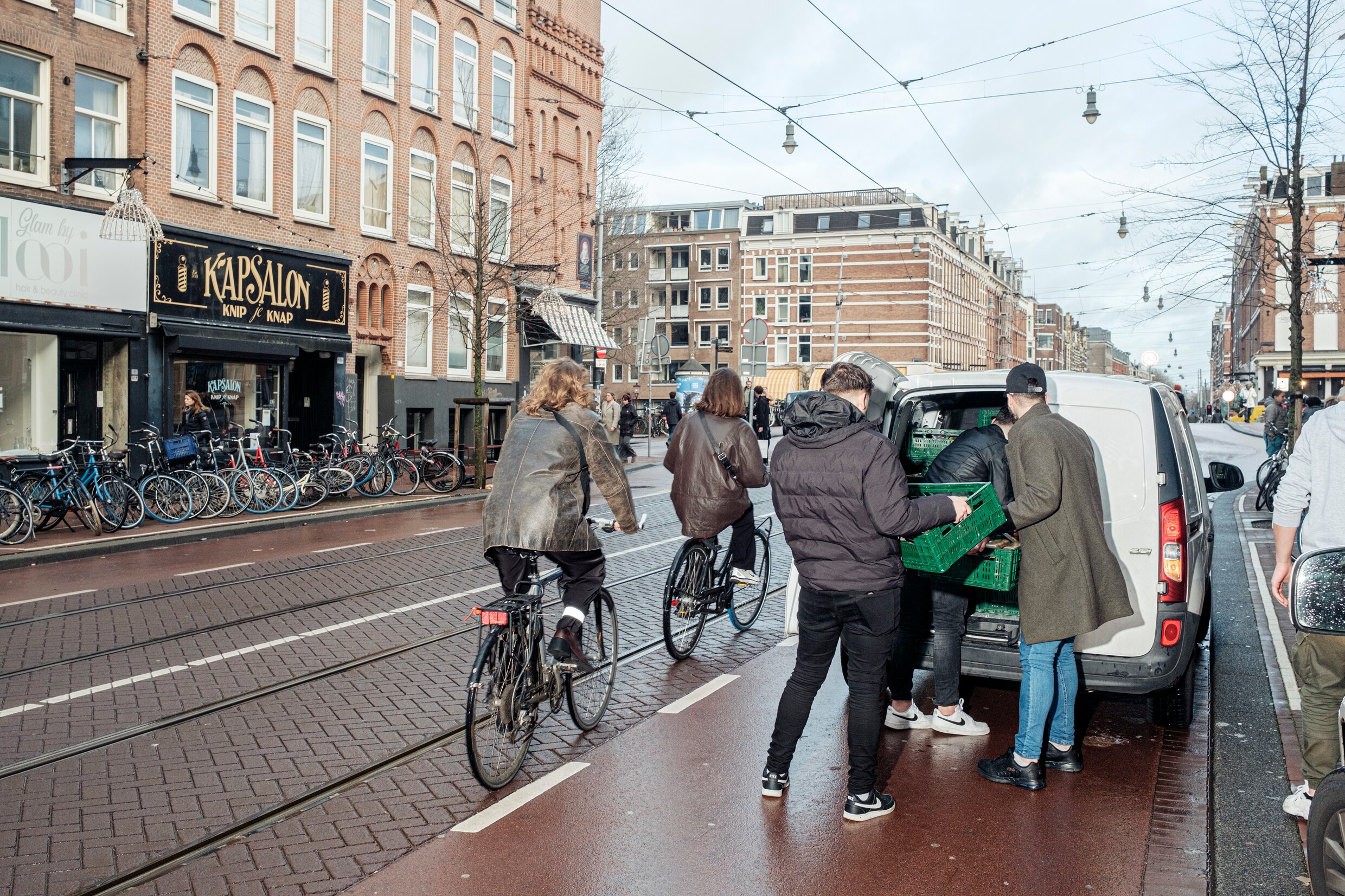 Prachtig die vernieuwde Kinkerstraat, maar veilig? ‘Uitkijken dat je ...