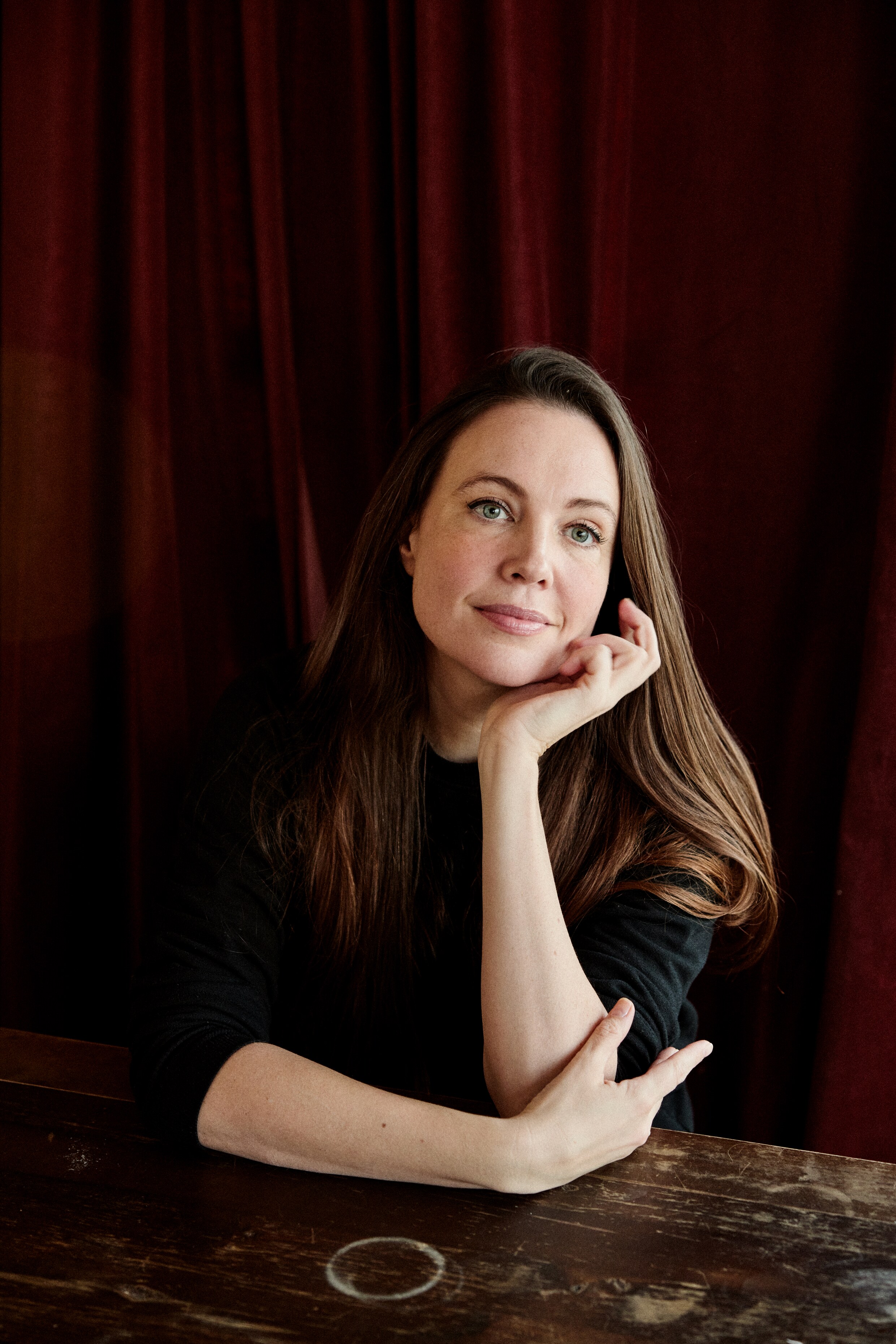 Ellen Deckwitz is de nieuwe Stadsdichter: ‘In Amsterdam geldt het recht ...