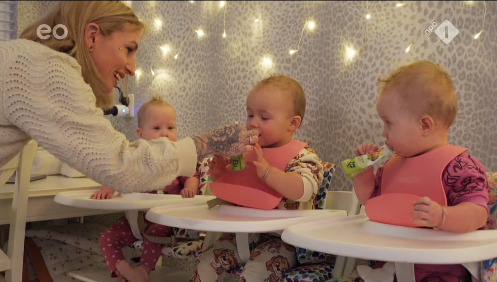 Leven met een drieling is precies wat je ervan verwacht: dodelijk ...