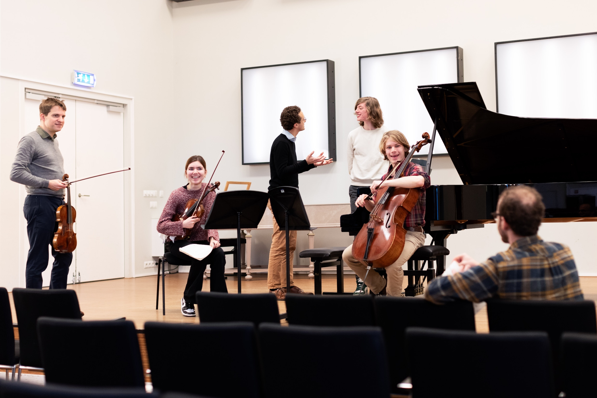 Busch Trio deelt geheimen in masterclass op conservatorium: ‘Maak een ...