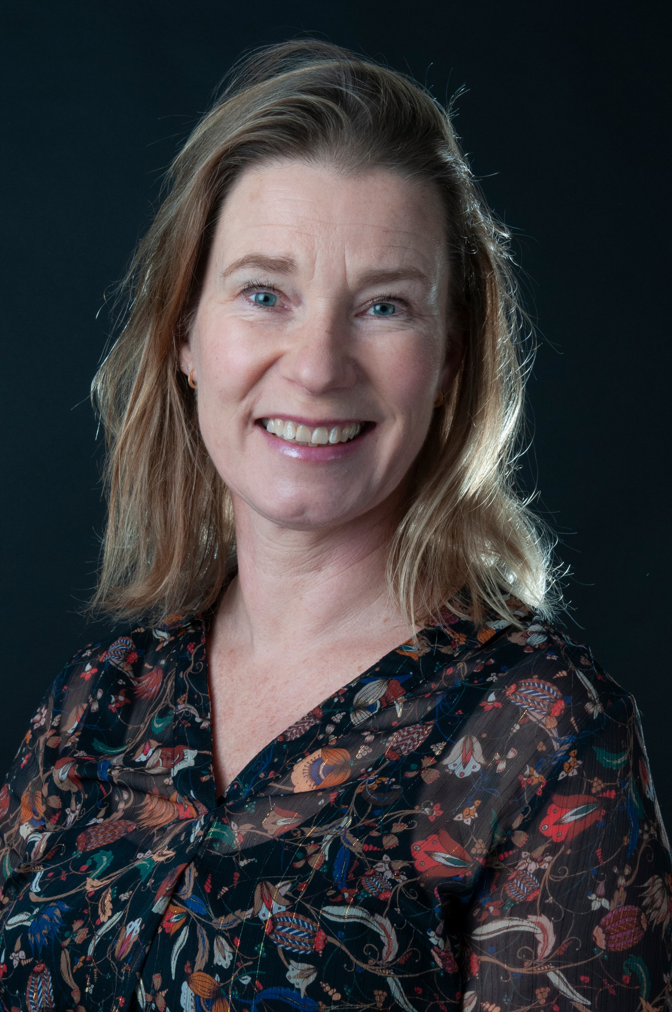 Anouk ten Peze onderzocht het belang van aandacht voor proza en poëzie ...