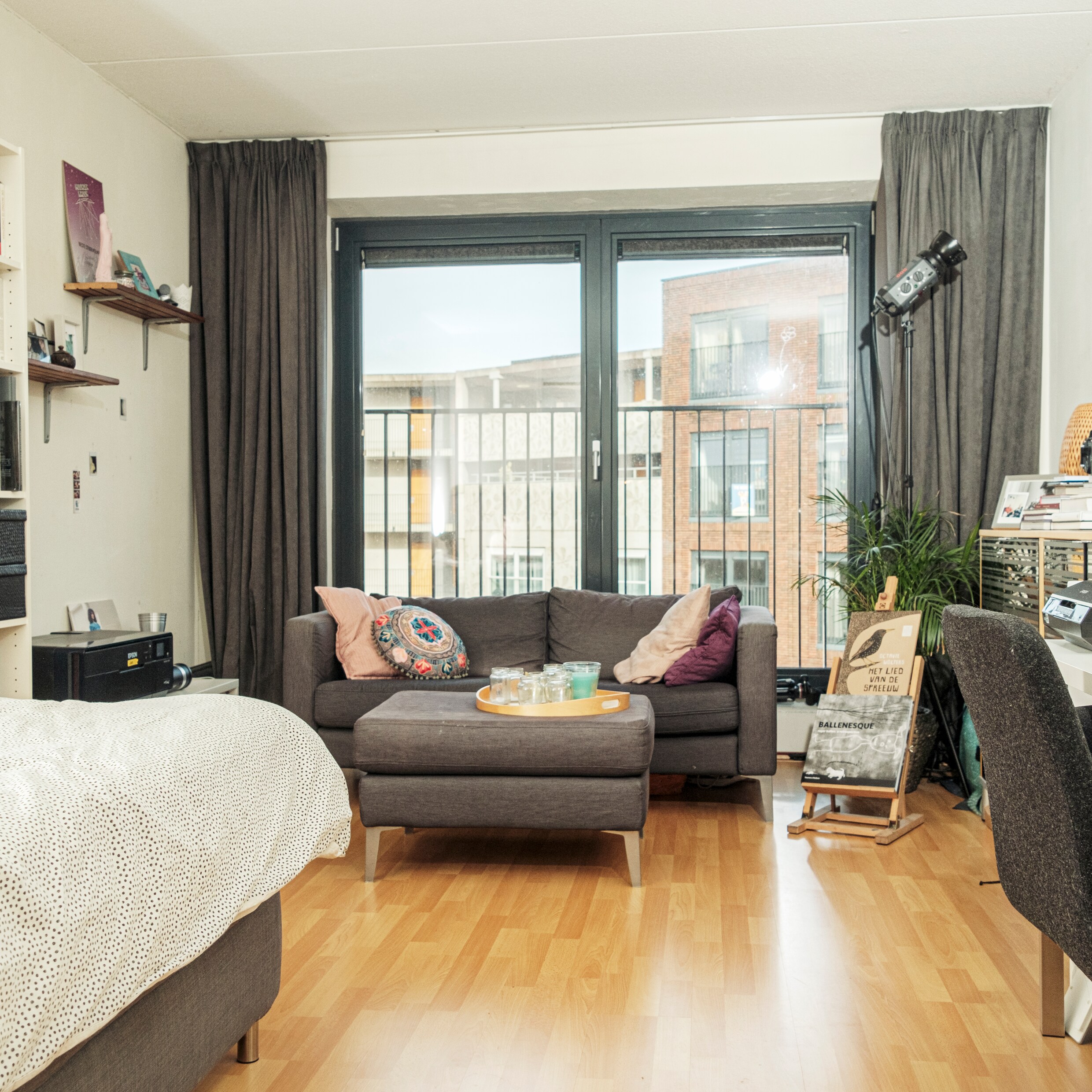 Daphne (29) kocht een exacte kopie van haar studentenstudio: ‘Ik kan ...