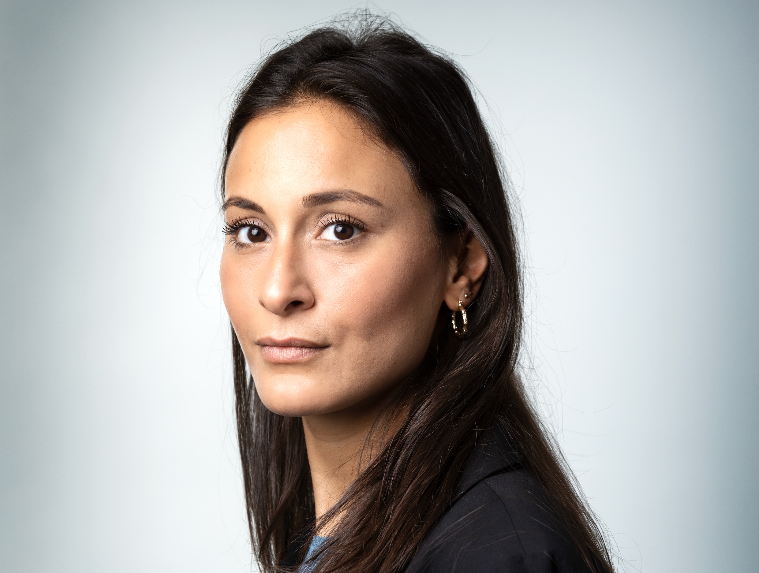 Actrice Dilan Yurdakul over haar migratietrauma: ‘Ik heb niet van GTST ...
