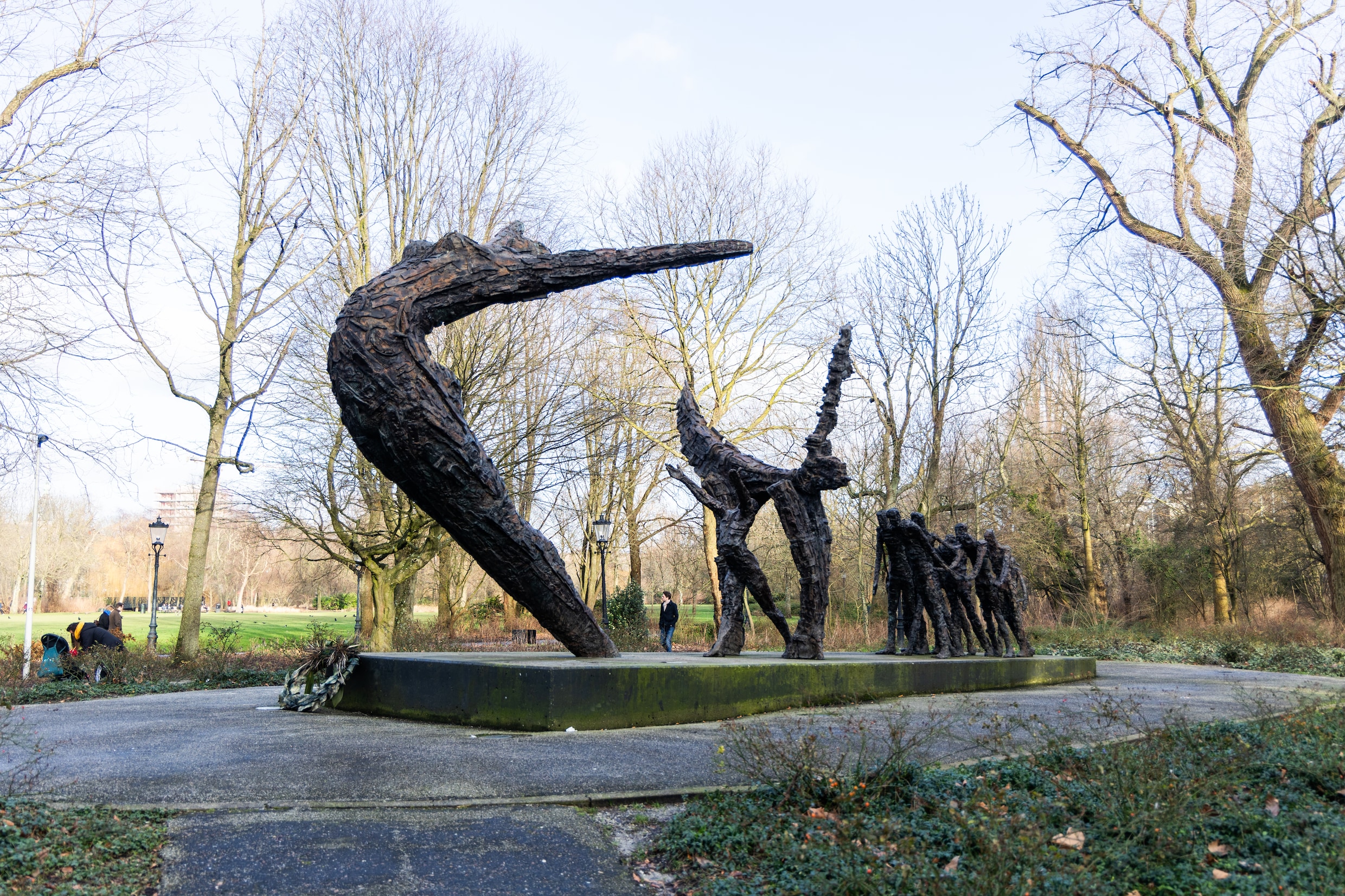 Het Amsterdam van First Dates-maître Denice Dest (44): ‘Bij Rotishop ...