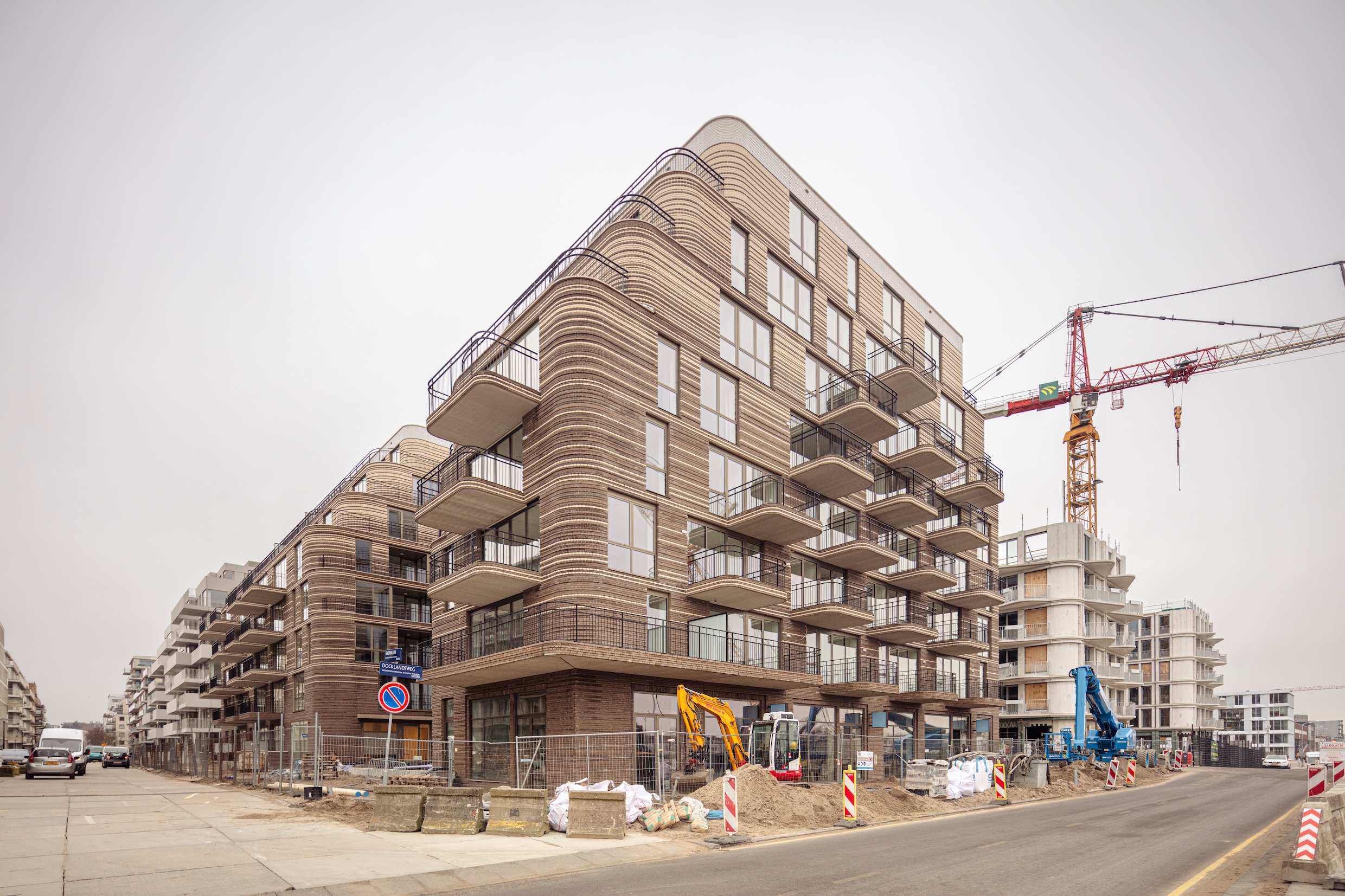 Sculpturaal en duizelingwekkend: bij wooncomplex The Bow ligt de nadruk ...