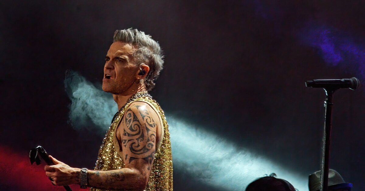 Robbie Williams opent eerste eigen kunstexpositie in Moco Museum ...