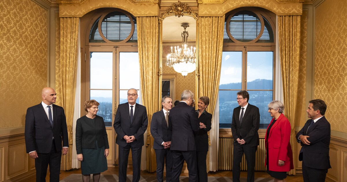 Opinie: ‘Waarom die eindeloze kabinetsformatie? Neem een voorbeeld aan ...