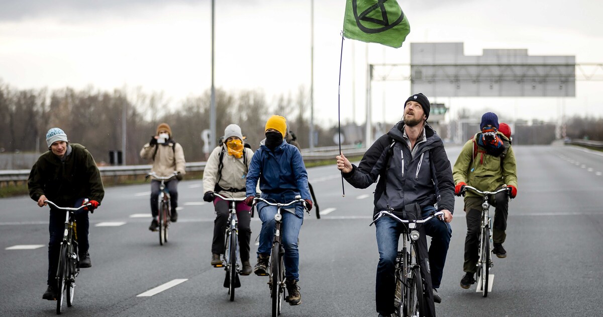 Opinie: ‘XR-blokkade A10 is gevaarlijk, en iets heel anders dan de ... Opinie: ‘XR-blokkade A10 is gevaarlijk, en iets heel anders dan de ...