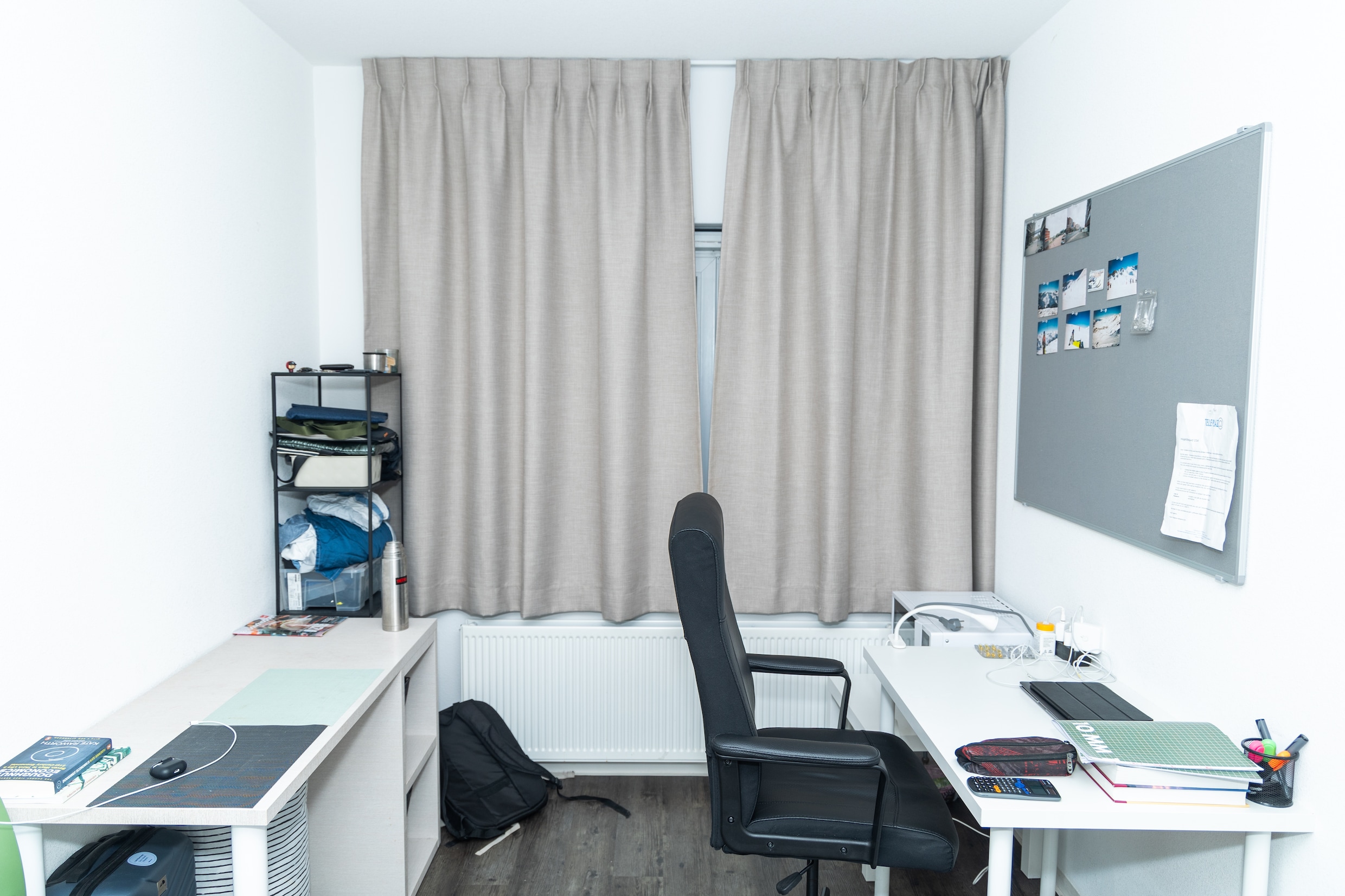 Zij betalen torenhoge bedragen voor hun kamer in Amsterdam: ‘1054 euro ...