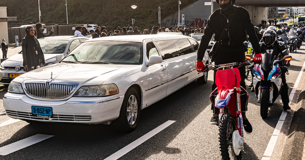 Rapper Bigidagoe onder flinke belangstelling begraven, uitvaart in ...