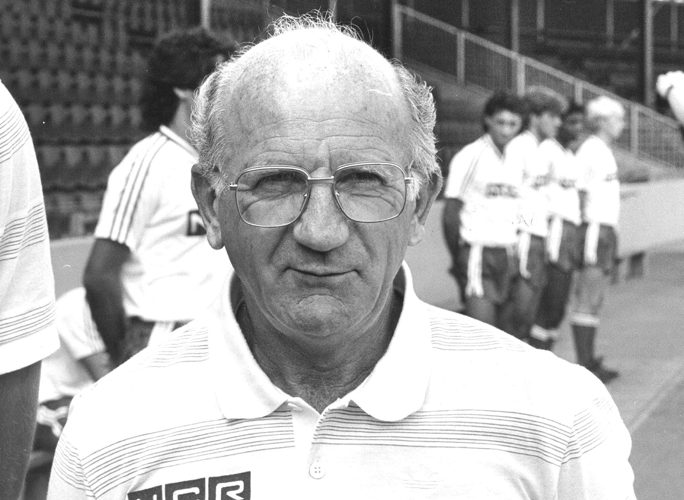 Voetbalpionier Kees Rijvers op 97-jarige leeftijd overleden | Het Parool