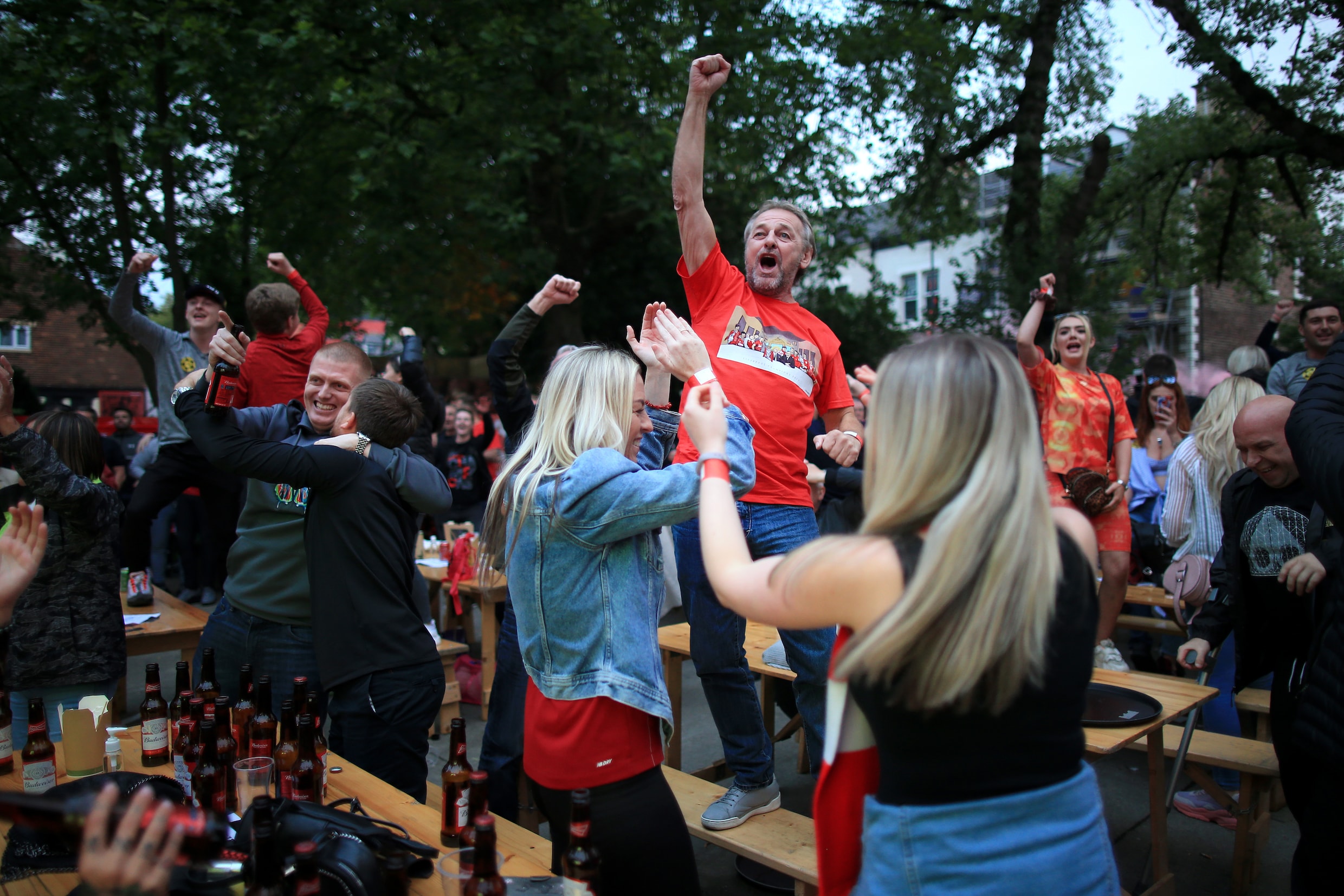 Dialect, postcode of paarse afvalbak: wat maakt een inwoner van ...