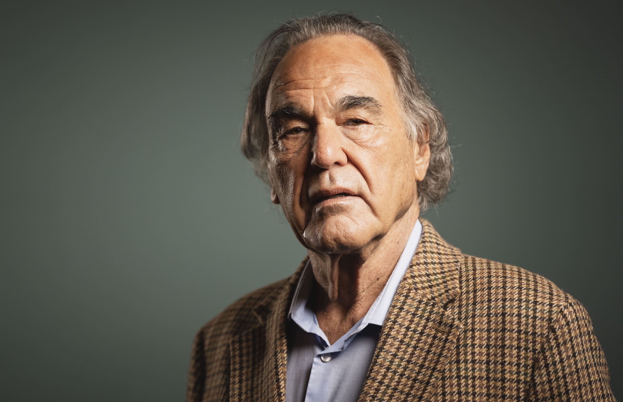 Regisseur Oliver Stone in de bres voor kernenergie: ‘We hebben geen ...