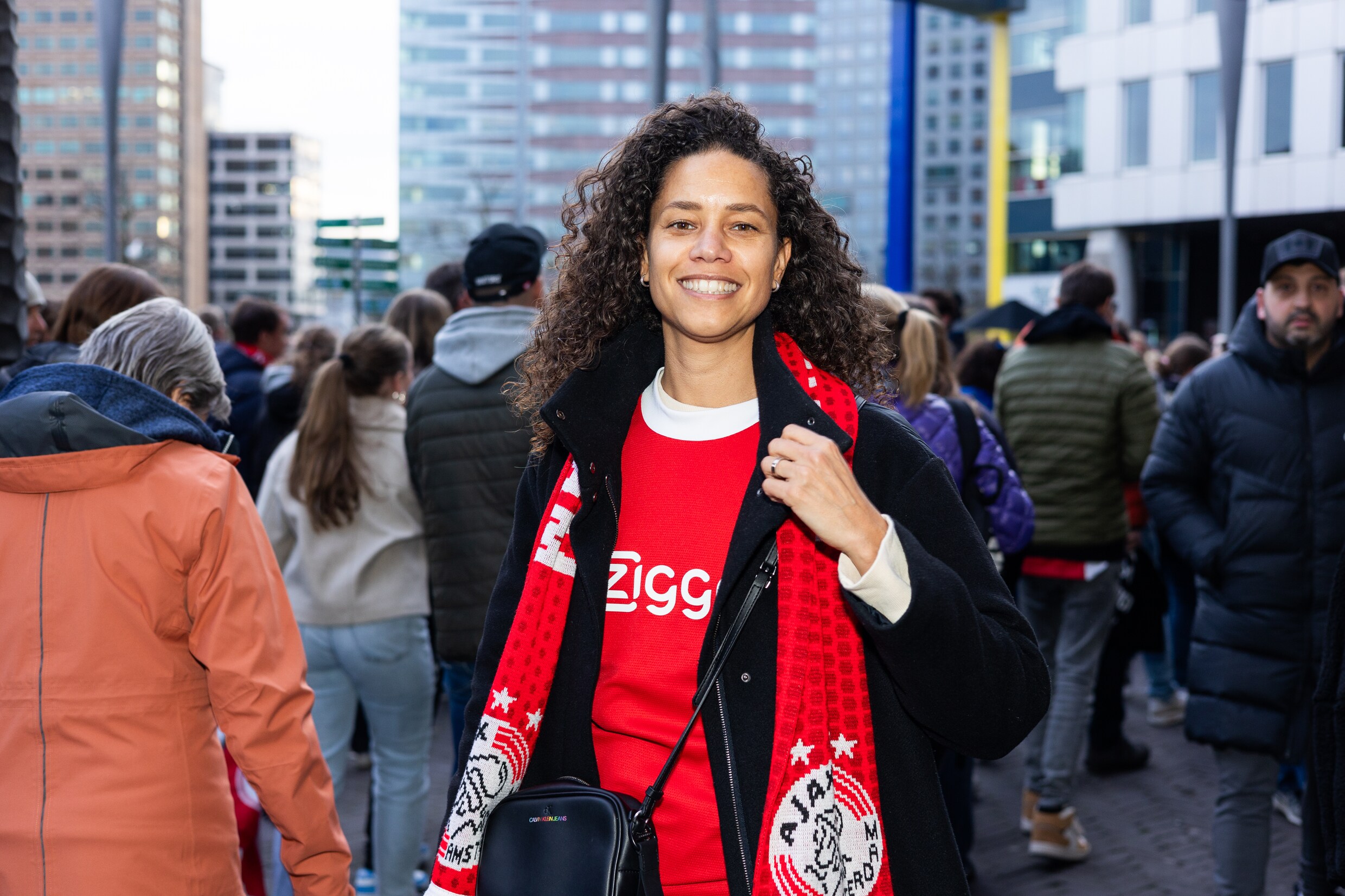 Duizenden supporters bij de Arena voor Ajax-Chelsea: ‘Ik hoop op een ...