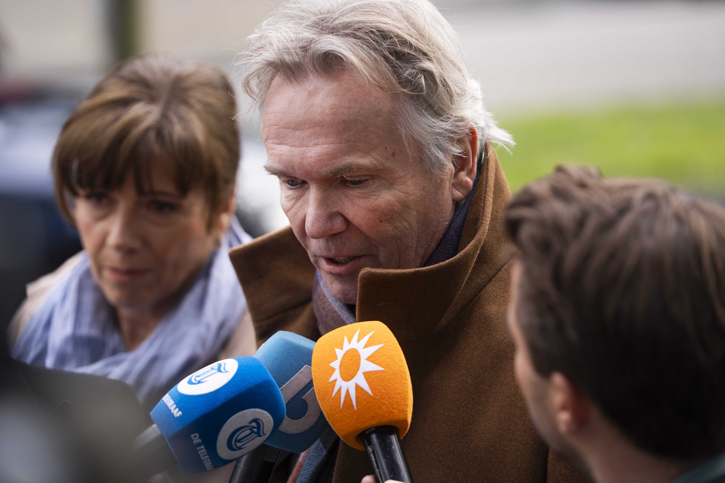 Tom Egbers en NOS krijgen tot en met Pasen de tijd om tot schikking te komen over terugkeer op ...