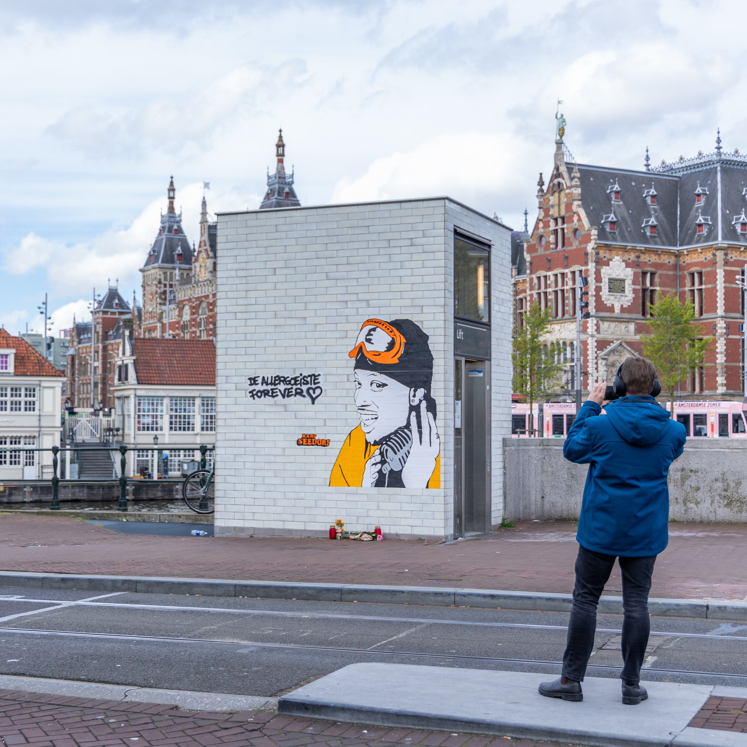 Muurschildering rapper Def Rhymz bij CS alweer verwijderd, stadsdeel ...